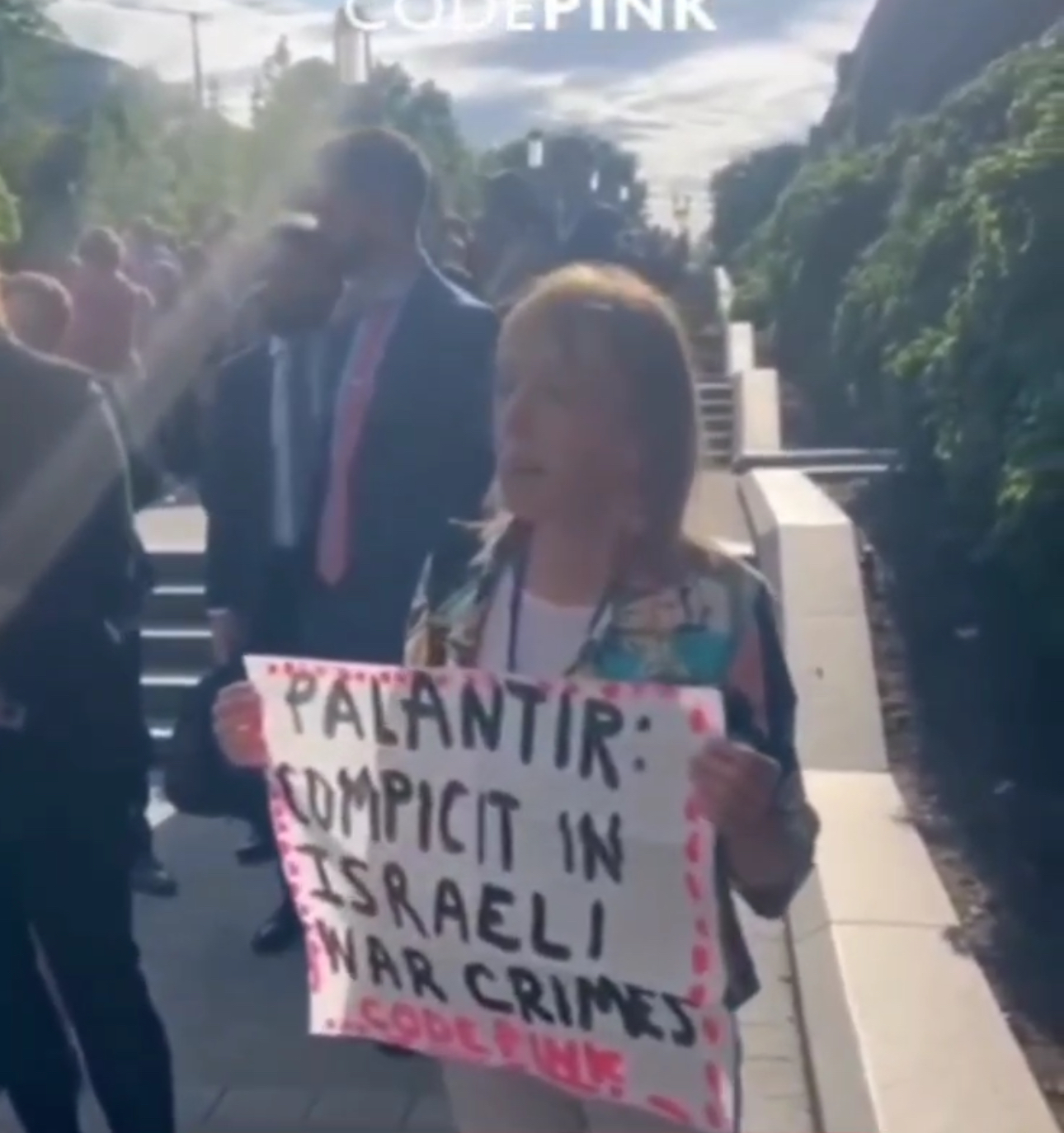 Palantir et son Intelligence artificielle accusés d’être au service du ...